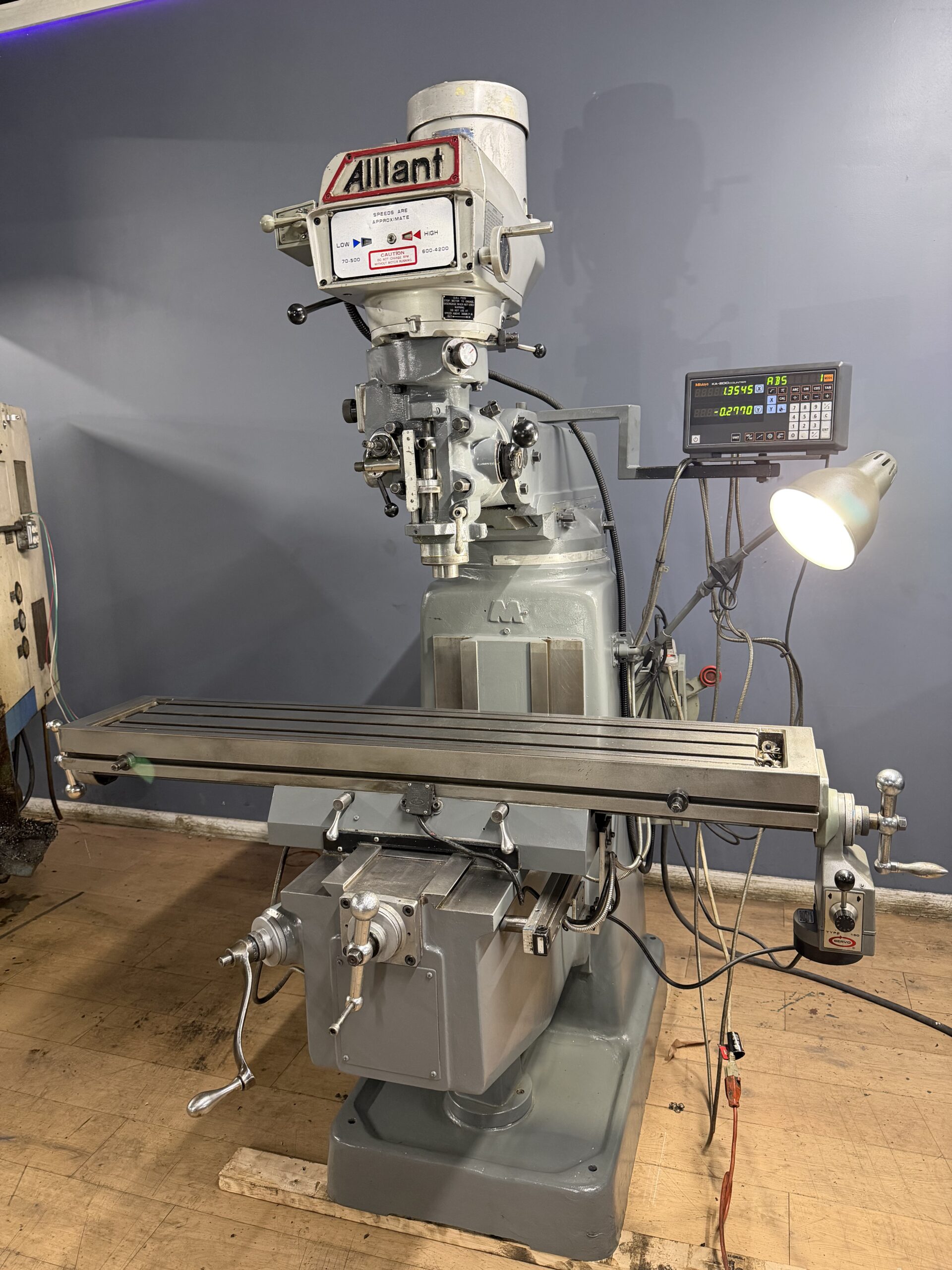 Alliant 1054-3V Vertical Milling Machine - Hi-Tech Machinery